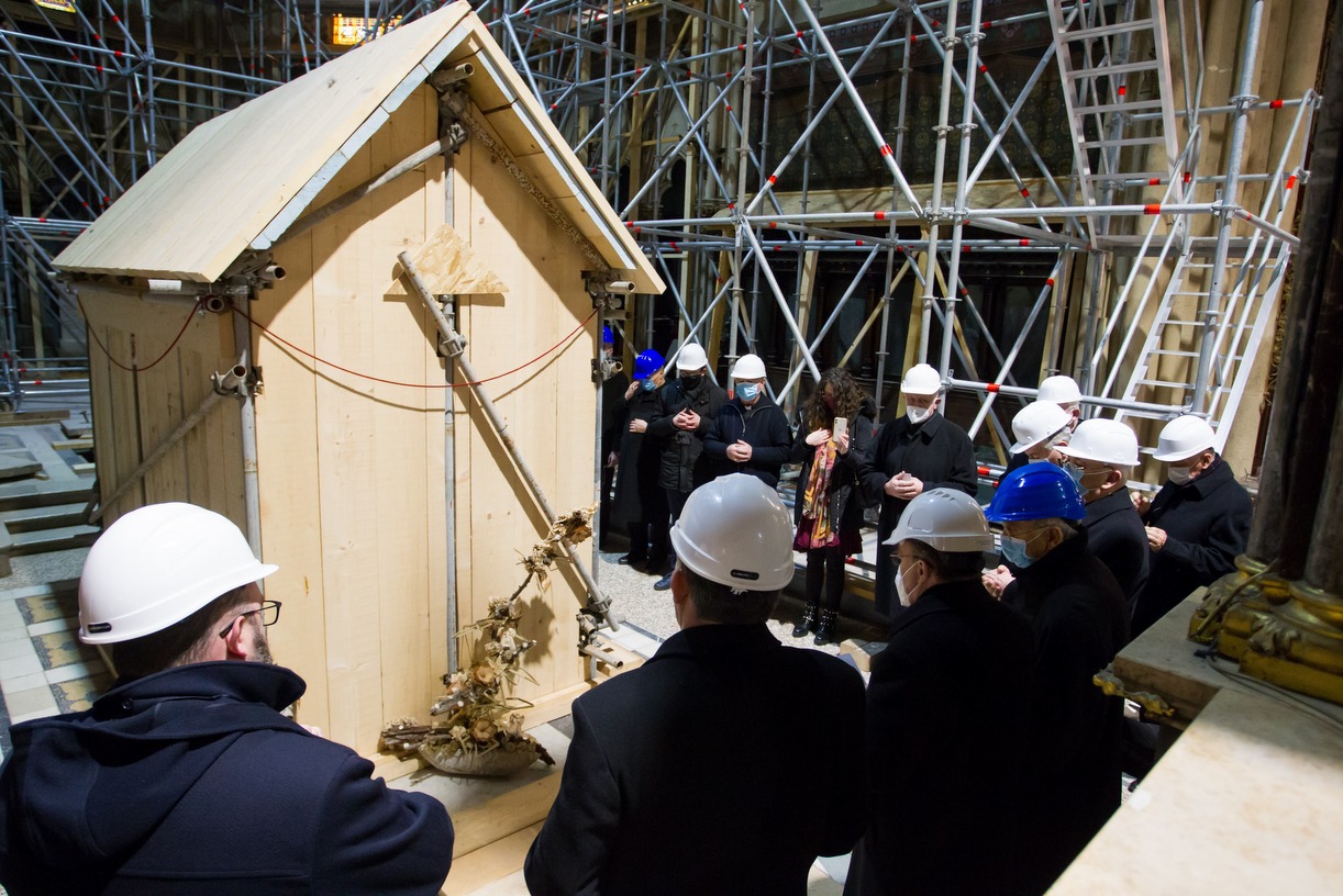 Zagrebačka Katedrala - Hrvatski biskupi pohodili potresom oštećenu ...
